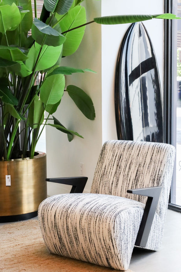 Eichholtz Showroom Miami Design District - Luxury European Furniture